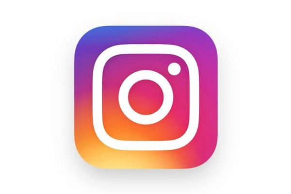 Designers’ new Instagram’s New Logo - DesignMantic
